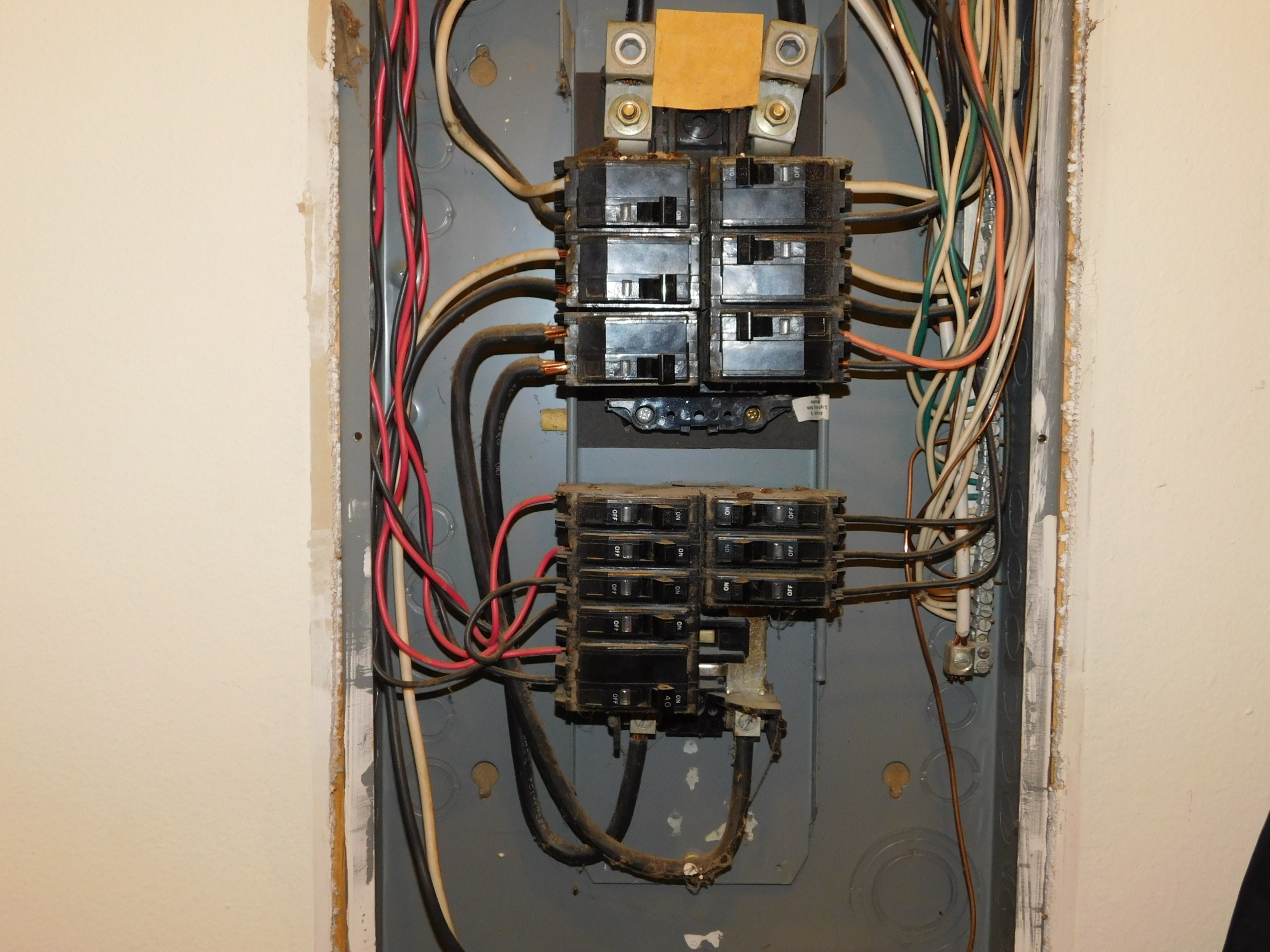 What Is a Split Bus Panel? | All About Split Bus Panels