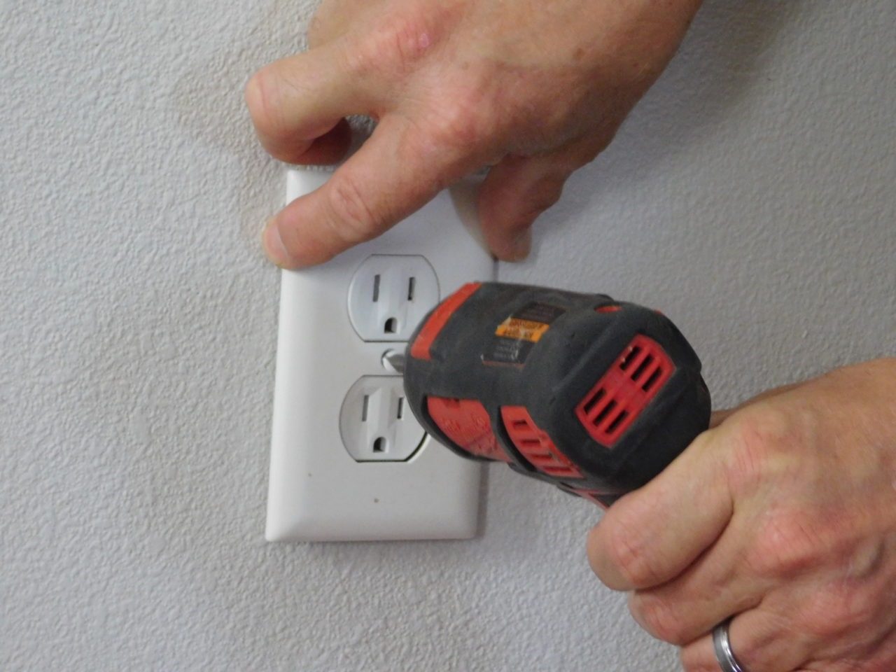 How to Safely Fix an Outlet with Reversed Polarity